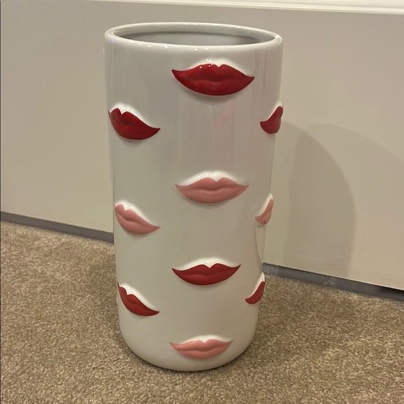 Accents | New Ceramic Chic Lip Design Vase Red And Pink | Poshmark